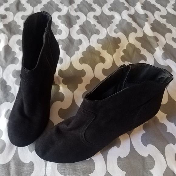 Candie's | Shoes | Candies Ankel Boots | Poshmark